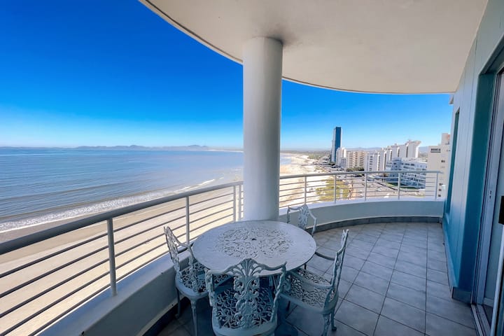2bd Beachfront Gem! Holiday Year Round! - Kapstadt