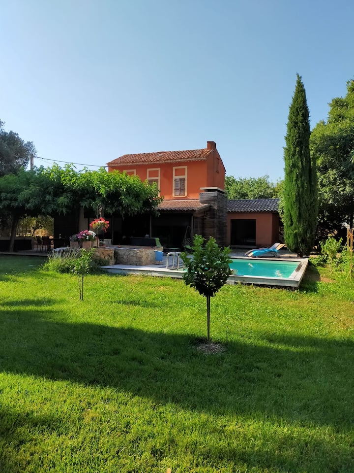Villa, Centre Ville à 5' - Toulon