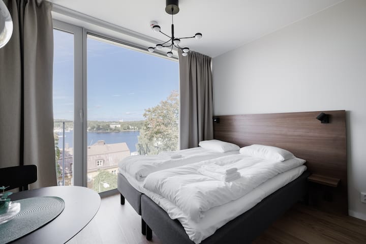 Top-floor Studio W/ Lakeview - Stockholm