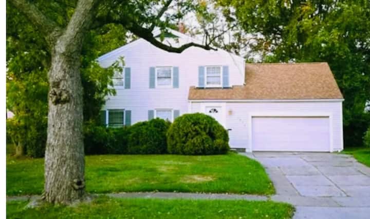 Love! Work! Play! Stay! - Cleveland Heights, OH