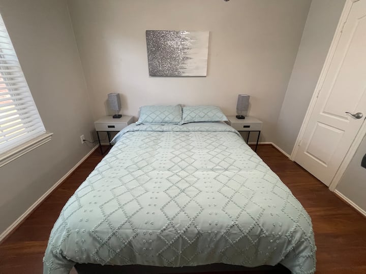 Cozy Place In A Quiet Cul-de-sac - Spring, TX