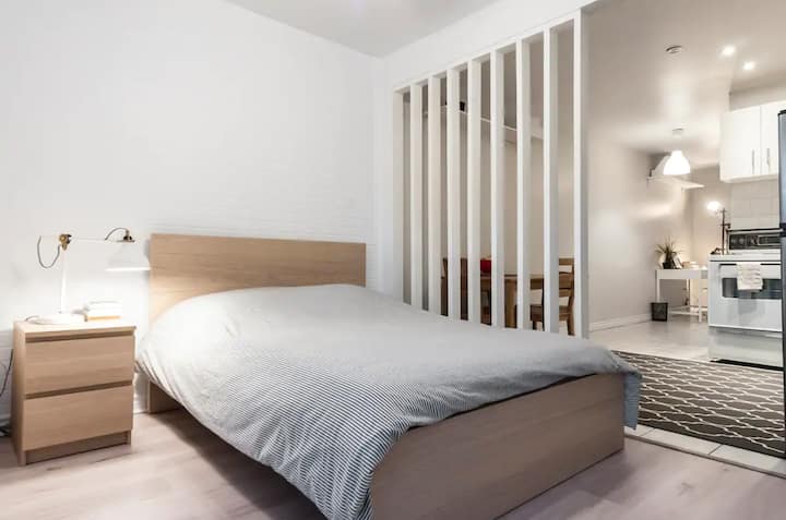 St-denis Iii-1 Apt At Heart Of Montreal - Montreal