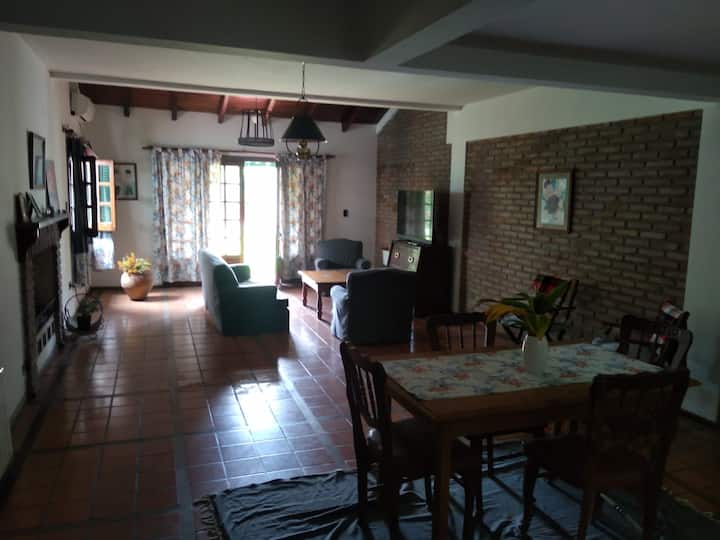 Hermosa Casa En El Centro. - Gualeguaychú