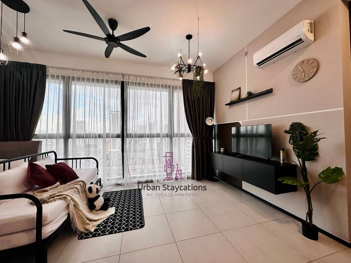 (New) 3br Stylish Seaview Urban Suite@gtown 8pax - Penang
