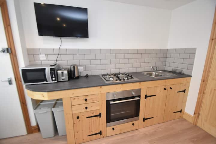 Studio With Patio Close To Uni - Cardiff