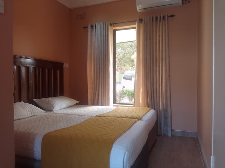 Alex La Villa Petite 114 - Victoria Falls