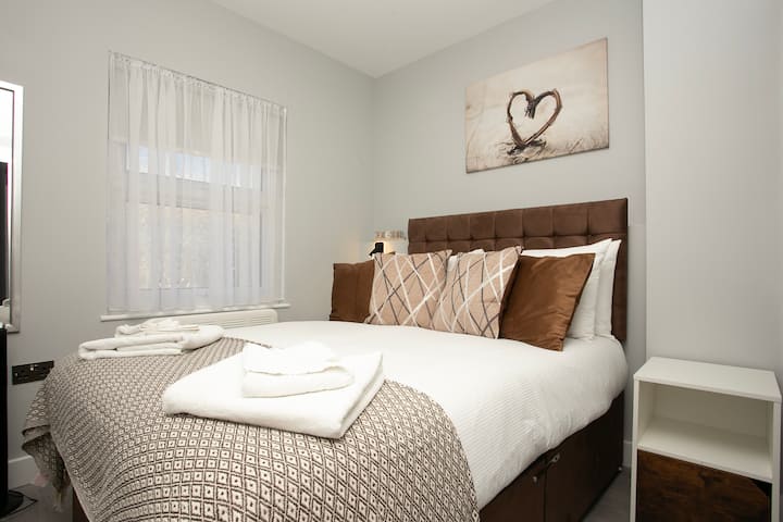 Stylish And Homey 2 Bedroom In Abbey Wood - Barking