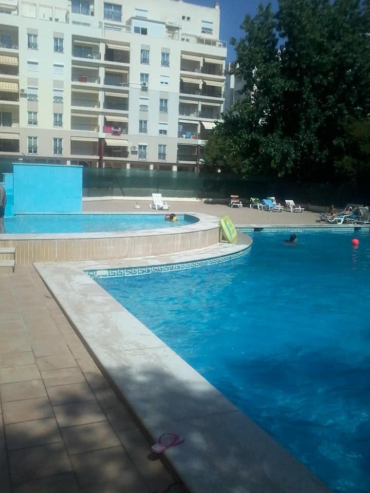 Apartment 

Garagem E Piscina - Armação de Pêra