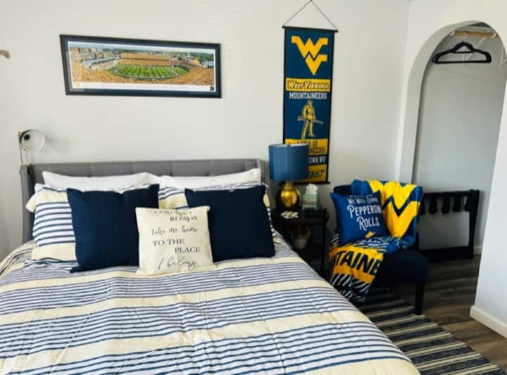 Mountaineer Room 5 - Shepherdstown, WV