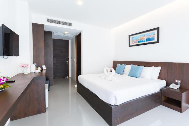 Comfy Deluxe Room At Krabi - Ao Nang