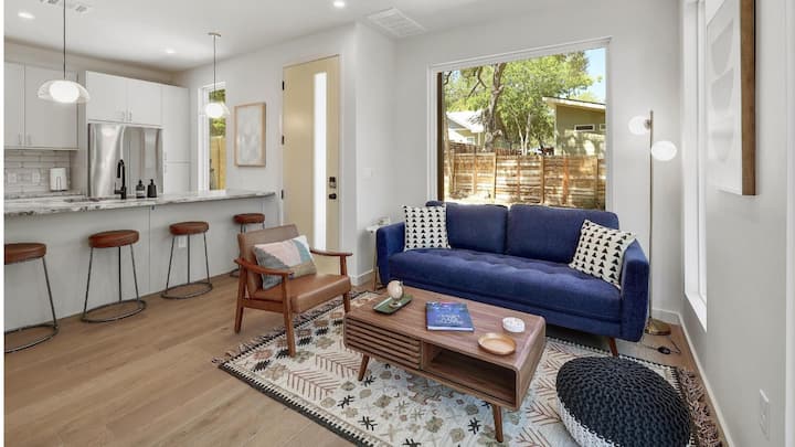 Stylish East Side Home Near Downtown Attractions! - Austin, TX