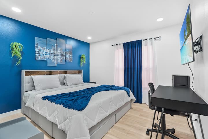 Tampa Bay Gem: 2br Modern Apartment Hideaway - Temple Terrace, FL