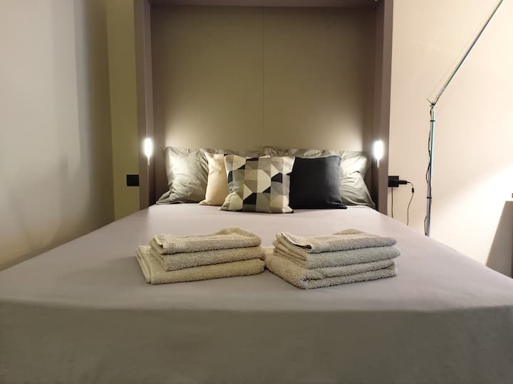 Casa Ulivo Studio Apartment - Quartiere Chinatown - Milan