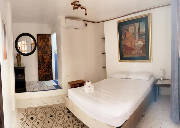 Double Room In Charming Hostel In Getsemani! - Cartagena