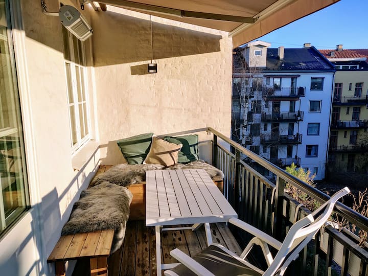New Modern Top Floor Studio W/balcony Centrum - Oslo
