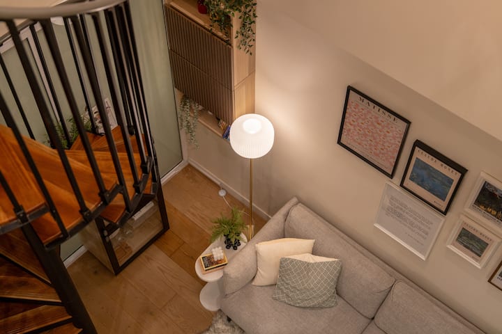 Collins Paris End | 2 Bed 2 Bath - 2 Storey - Melbourne