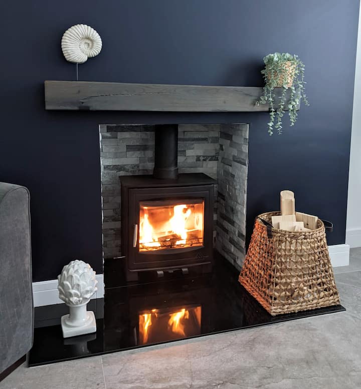 Sandy Beaches Portrush -Steps From Beach & Dining - Castlerock