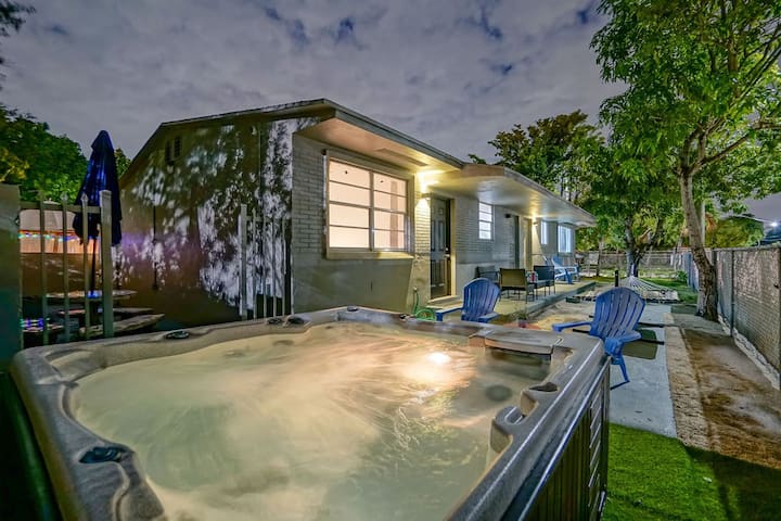 Wynwood Bungalow Hottub & Pking - Miami