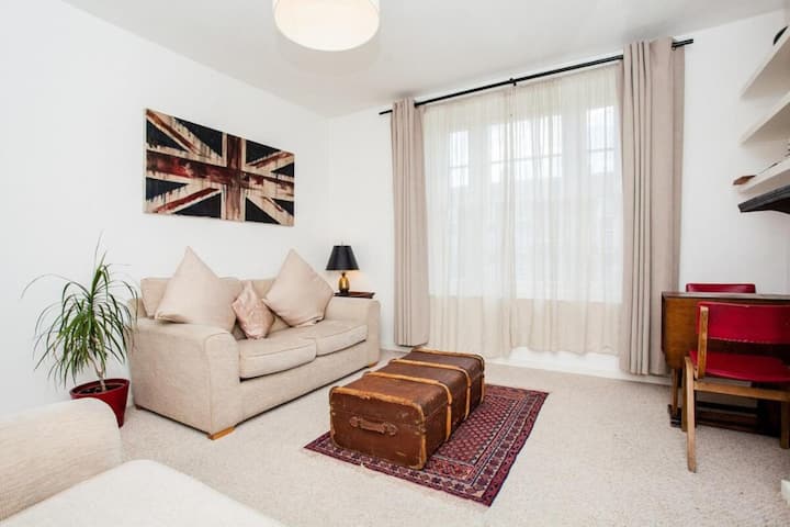 Homely 1bd Flat, 20 Minutes From Big Ben - Estación de Paddington - Londres