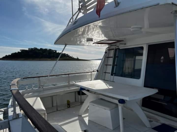 Iate Glória Sem-fim (Praia De Monsaraz) - Monsaraz