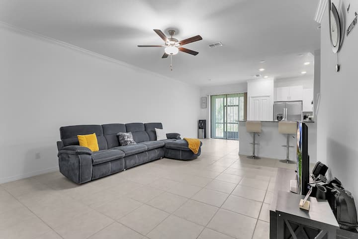 Beautiful Space - Wesley Chapel, Tampa Fl - Wesley Chapel, FL