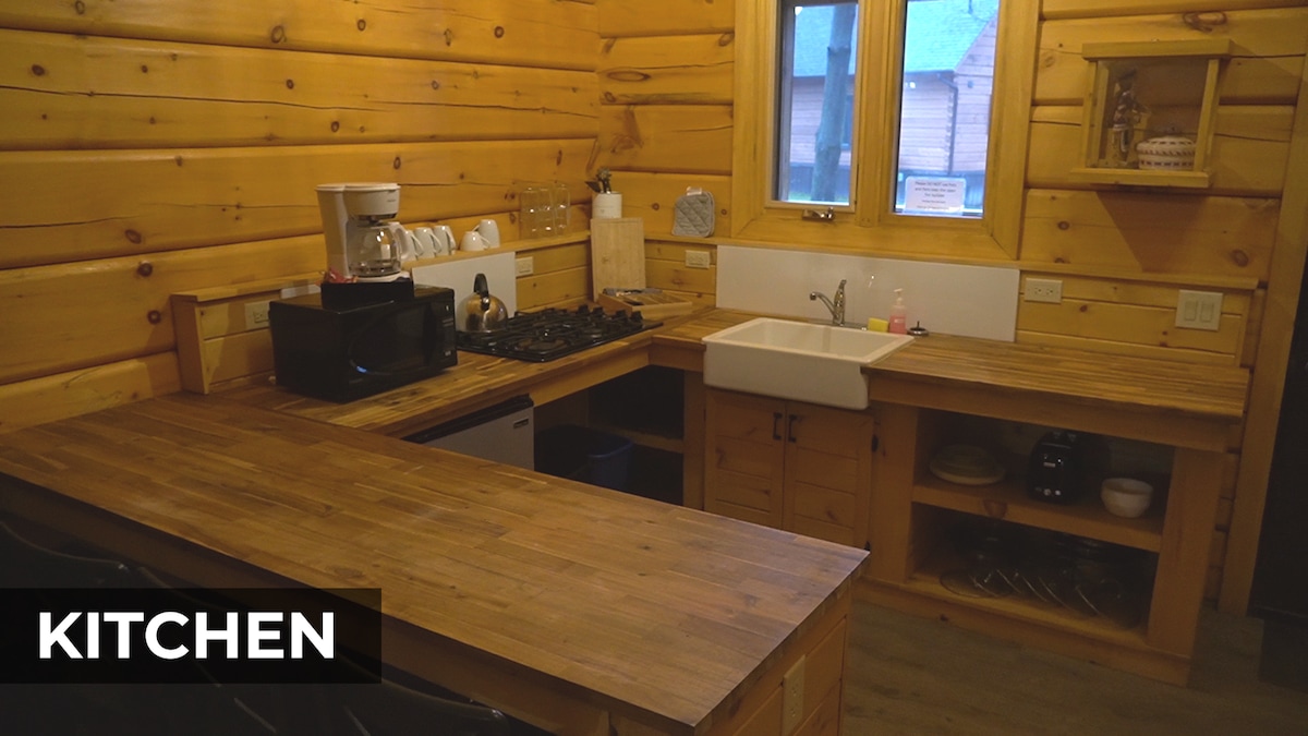 Grand Cabin entlang des Grand River - Blockhütten zur Miete in ...