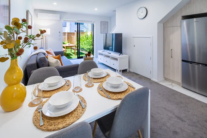 Gloucester Street Gem- 1 Bed 1 Bath - Christchurch