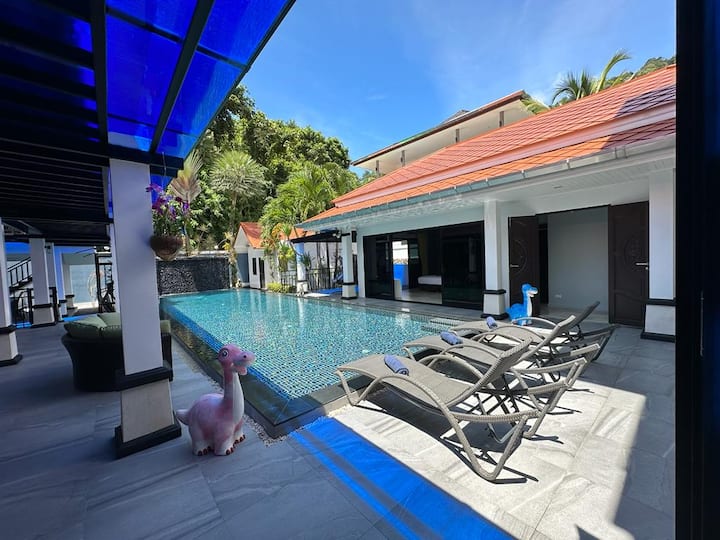 Hillside Villa With Private Pool - Phuket