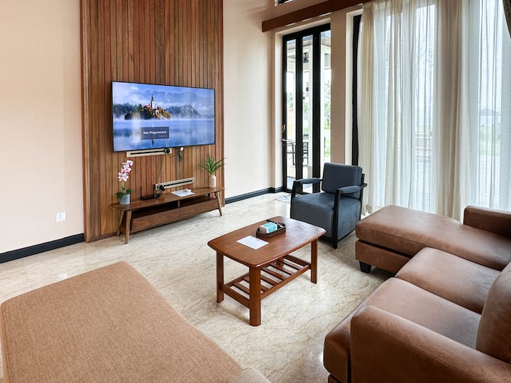 Bonheur Villa 136 At Karambunai - Kota Kinabalu