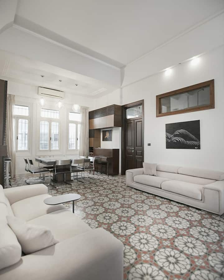 Spacious Luxury 4 Bedroom Apt, Rococo - Lebanon