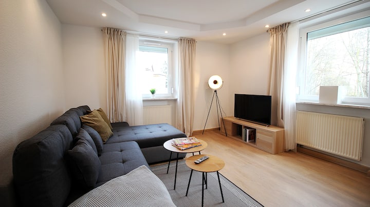 *Großzügiges 3-zimmerapartment In Würzburg* - Würzburg