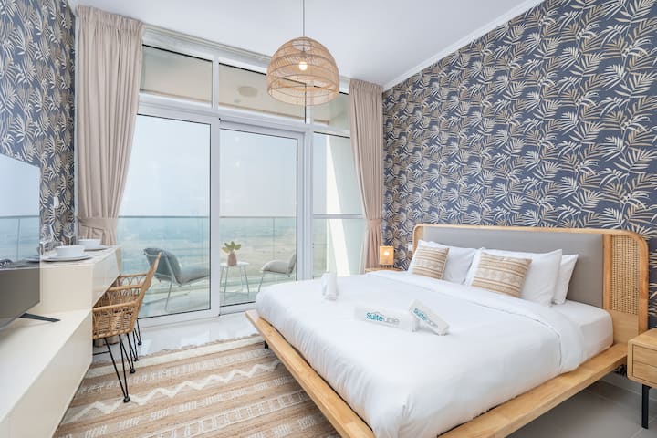 Floral Charm Studio In Damac Hills By Suiteable - Dubai