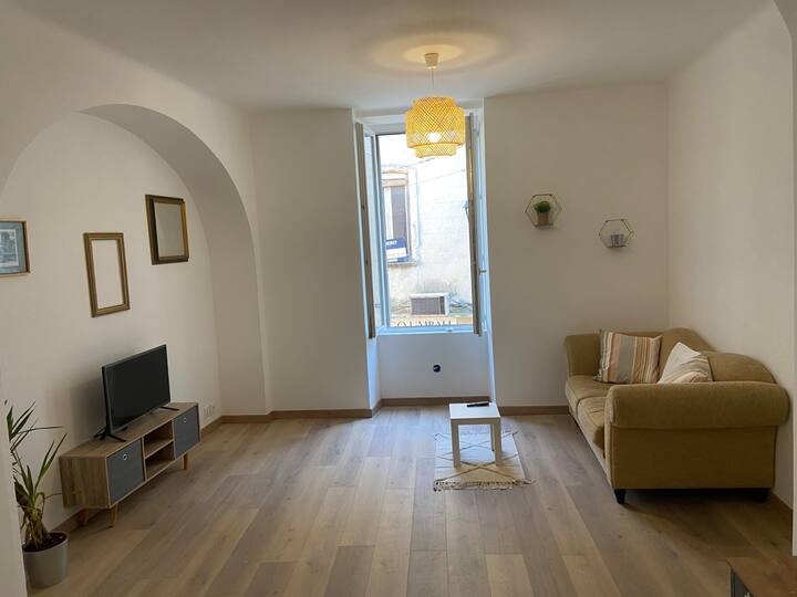 Chambre à Louer-bel Appartement - Bagnols-sur-Cèze