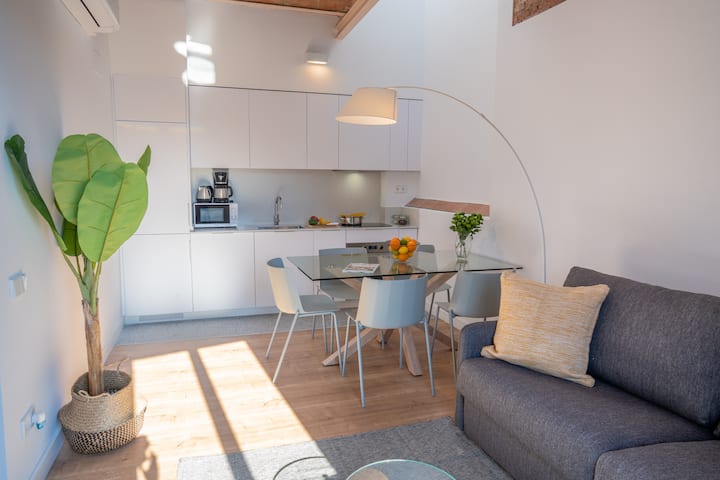 Std - Your Vibrant Barcelona's Special Corner - El Prat de Llobregat