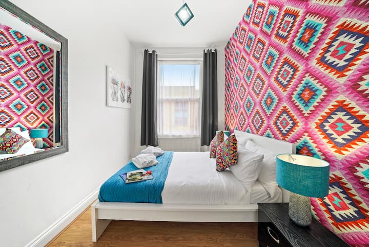 The Cally Caprice - Central London