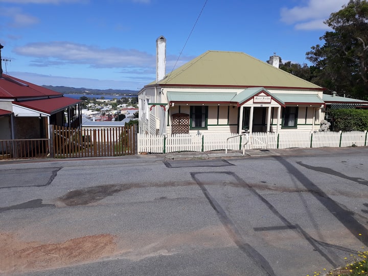 Merrifields  Cottage - Albany