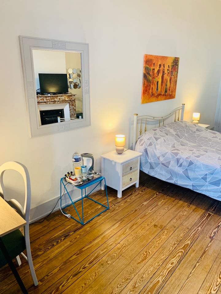 Vaste Chambre Familiale - Bourg-en-Bresse