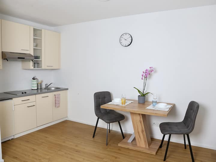 T23 | Schnäppchen In U-bahn Nähe - Schwechat