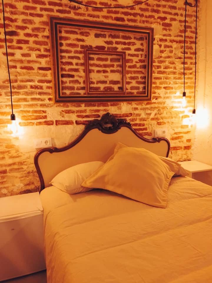 Céntrica Suite Con Baño Privado - Madrid