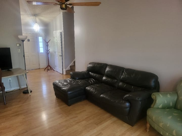 Huge 5br Home In Tyson's Corner - Fairfax, VA
