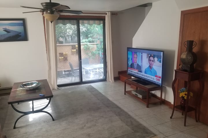 Ideally Located By Weston Up Express Train Station - 256