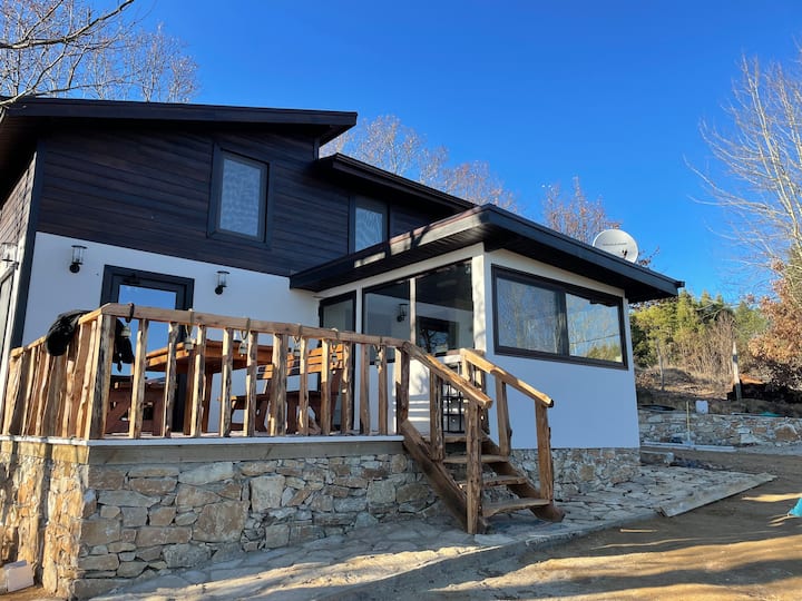 Villa Elias - Madan