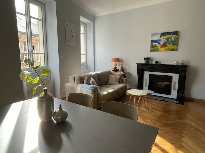 Appartement De Charme, Chambéry Centre - ibis Chambery