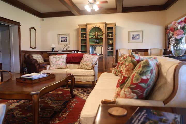 Hart House - St Lawrence Room - Alexandria Bay, NY