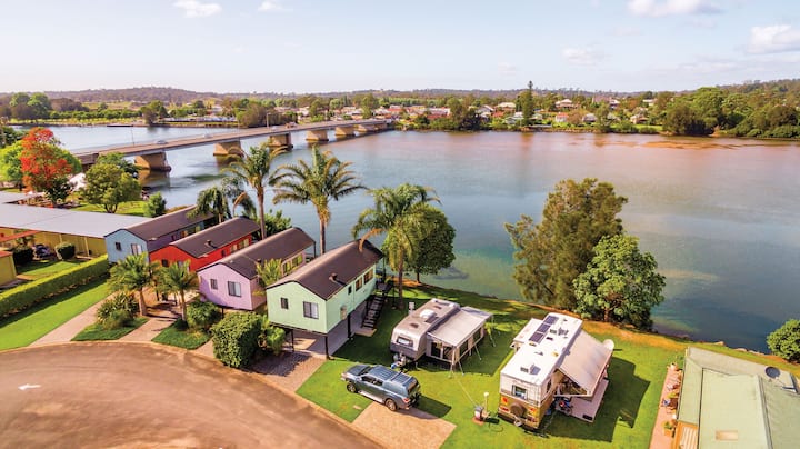 Executive Riverfront Villa - M - Moruya