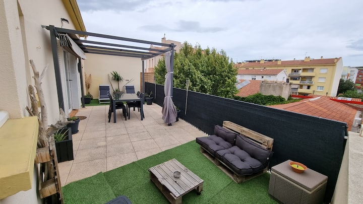 Appartement à 200m De La Gare + Grande Terrasse - Perpignan
