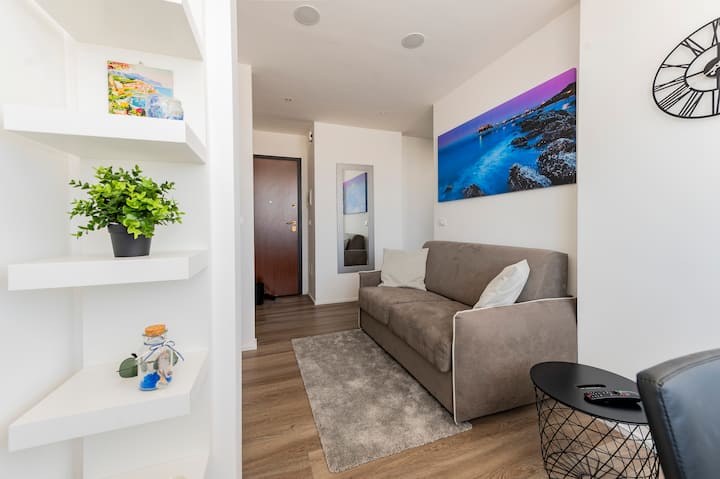 Piazza Salotto & Stazione Comfy Apartment - Pescara, Italia