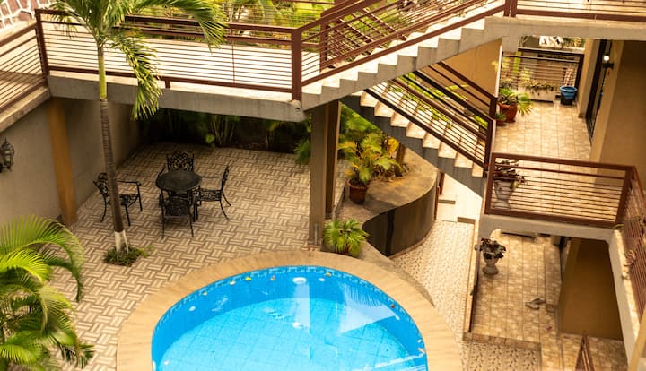 Poolview Serenity Stay - Kinshasa