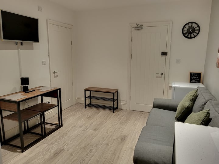 Self Contained Apt 1st Floor. - Guernsey