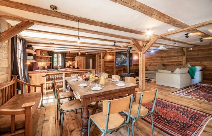 Chalet Adele - Group Friendly And Full Of Charm - Morzine
